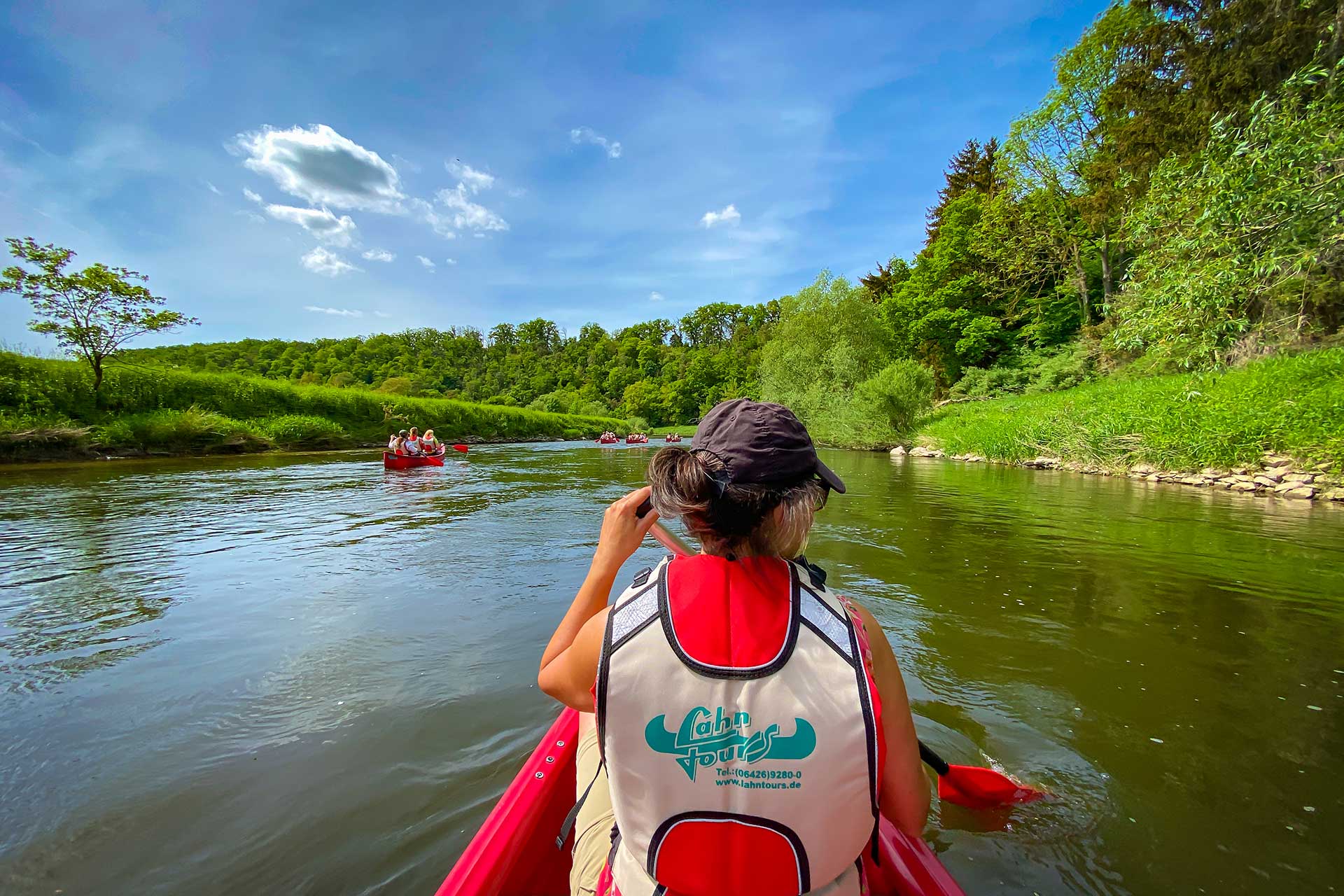 Eine Kanutour auf der Lahn, dem Fluss der Ruhe | theBackpacker.de .de